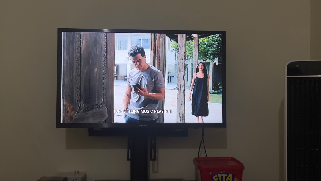 Samsung TV 30 inches, TV & Home Appliances, TV & Entertainment, TV on ...