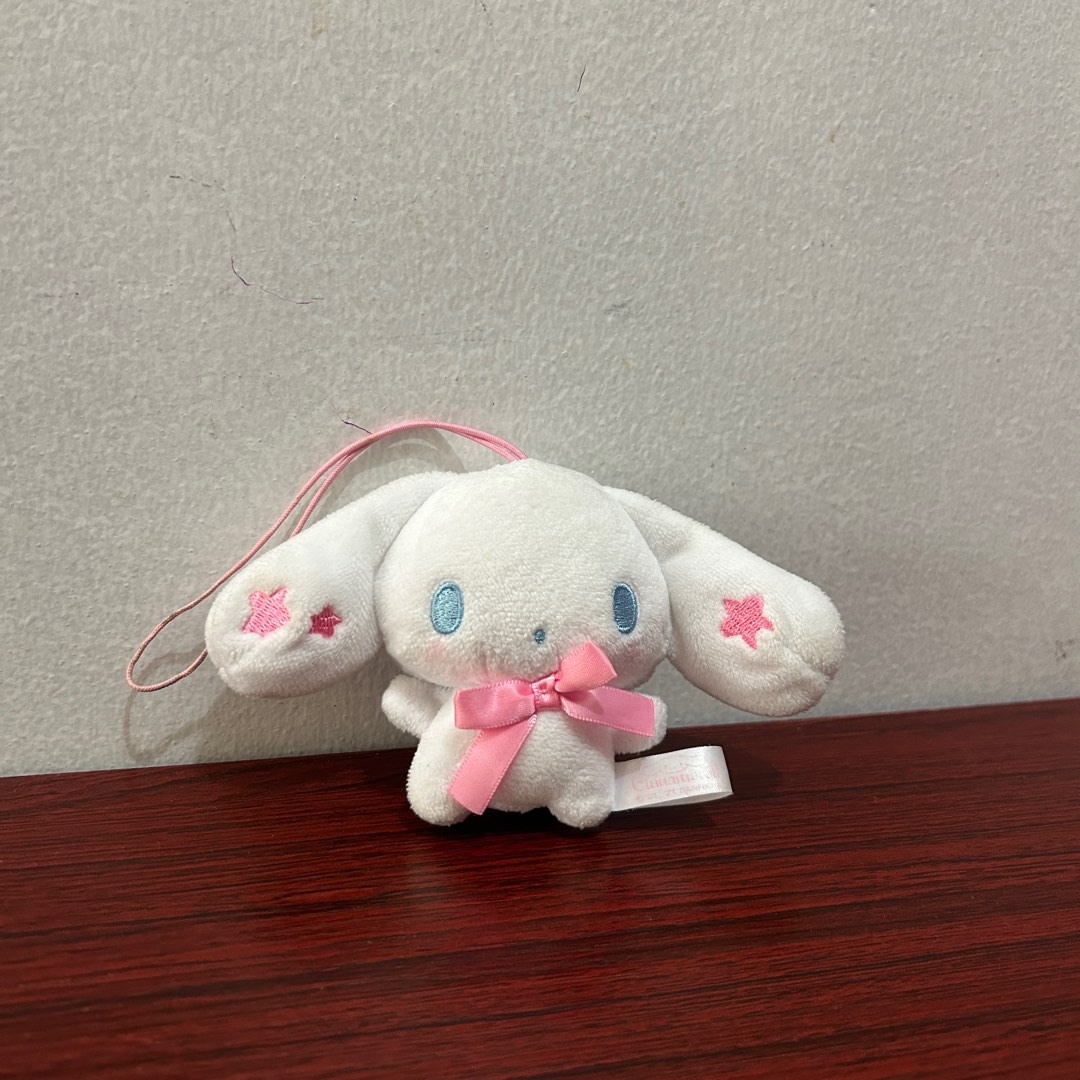 Sanrio Cinnamoroll With Pink Ribbon and Stars Bag Charm, Hobbies & Toys ...