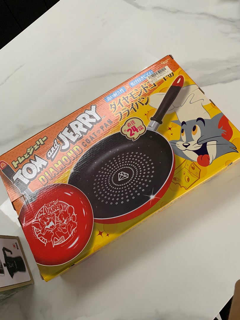 Tom and Jerry Diamond Coated Fry Pan, TV & Home Appliances, Kitchen ...