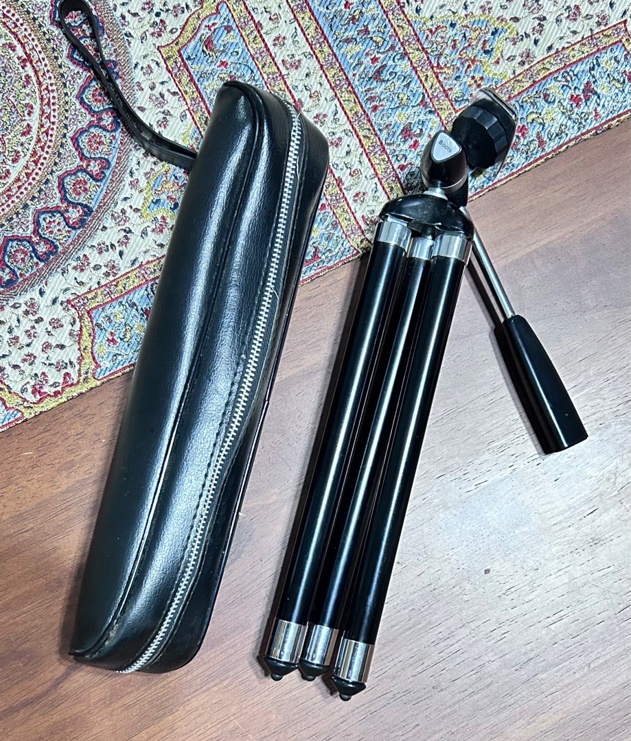 Vintage steel tripod boots made in japan - used, Photography ...