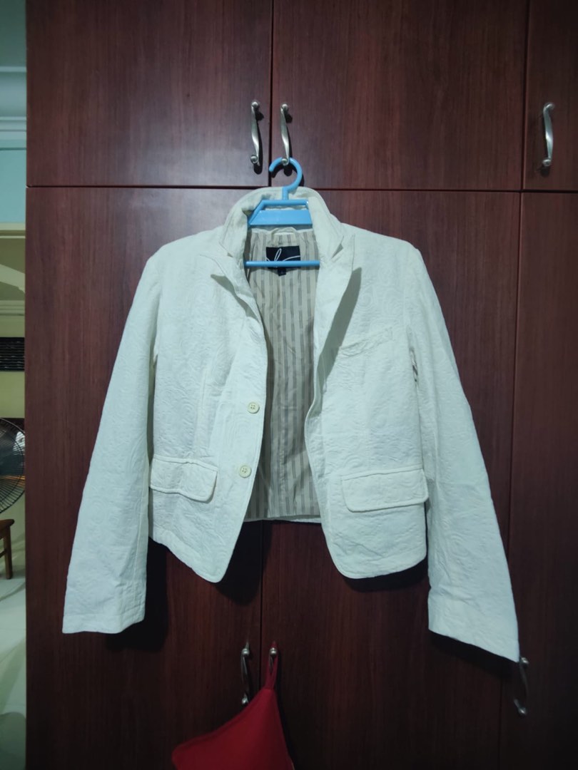 White Cotten Jacket, Women's Fashion, Coats, Jackets and Outerwear on ...