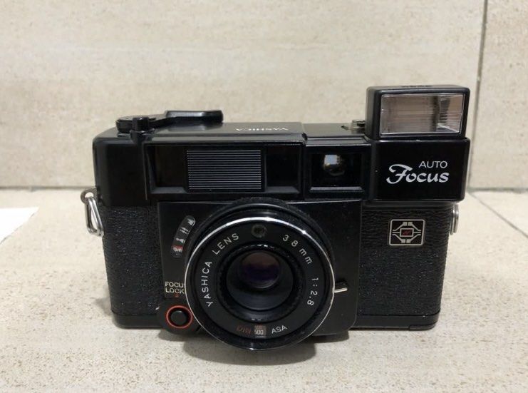 Yashica Auto Focus, Photography, Cameras on Carousell
