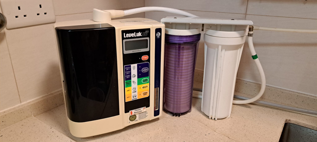 大平賣!!! Enagic LeveLuk SD501 日本製 電解還原水機, 家庭電器, 廚房電器, 濾水器及飲水機 - Carousell