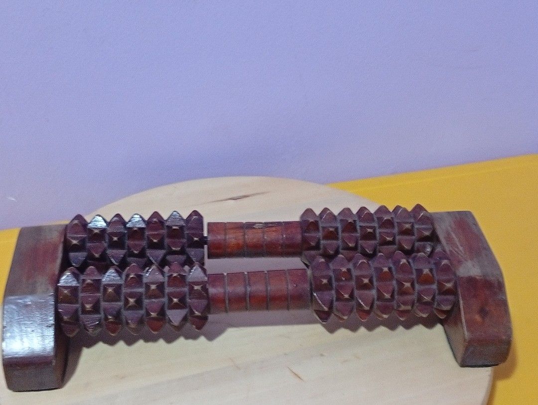 Alat Pijat Refleksi Kaki Roll Kayu Tradisional Akupuntur Rematik ...