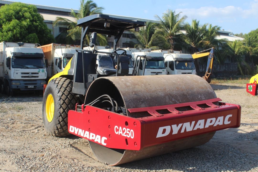 Atlas Copco - Dynapac CA250D Single Drum Vibratory Roller, Special ...