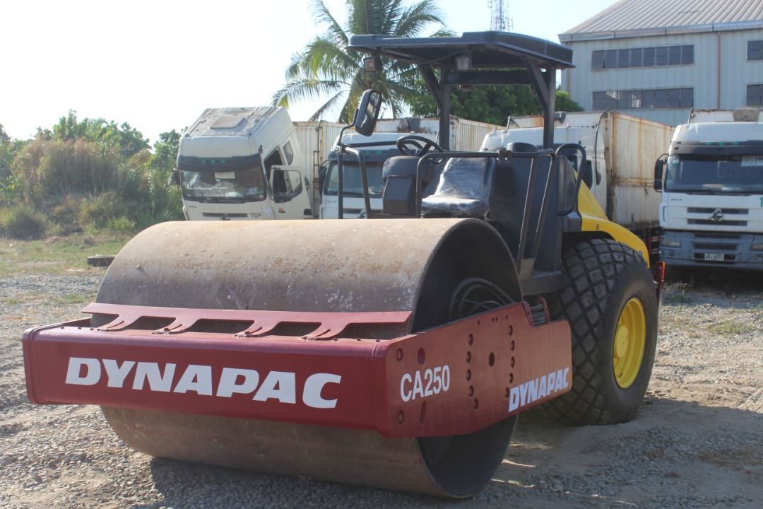 Atlas Copco - Dynapac CA250D Single Drum Vibratory Roller, Special ...