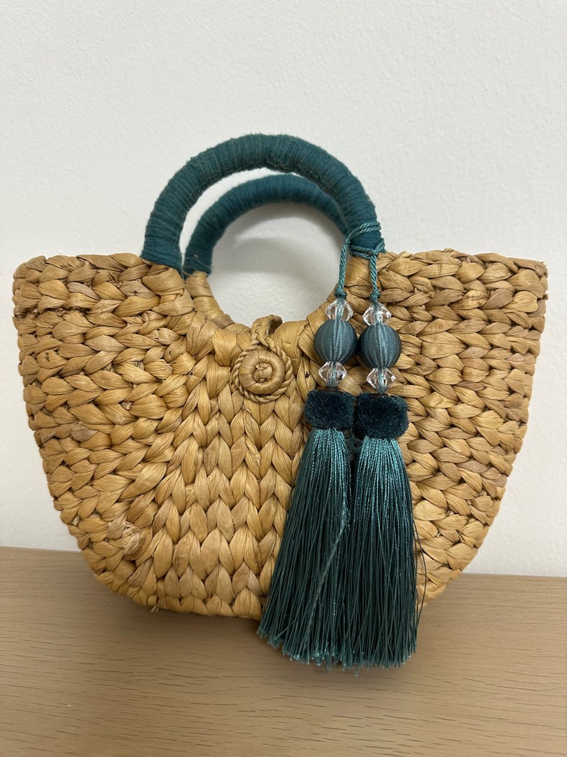Bag rotan / Bag pantai / Bag Comel/ bag vacay, Women's Fashion, Bags ...