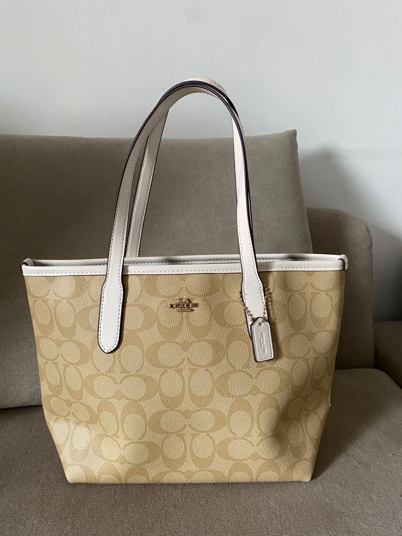 Coach MINI tote (Authentic), Luxury, Bags & Wallets on Carousell