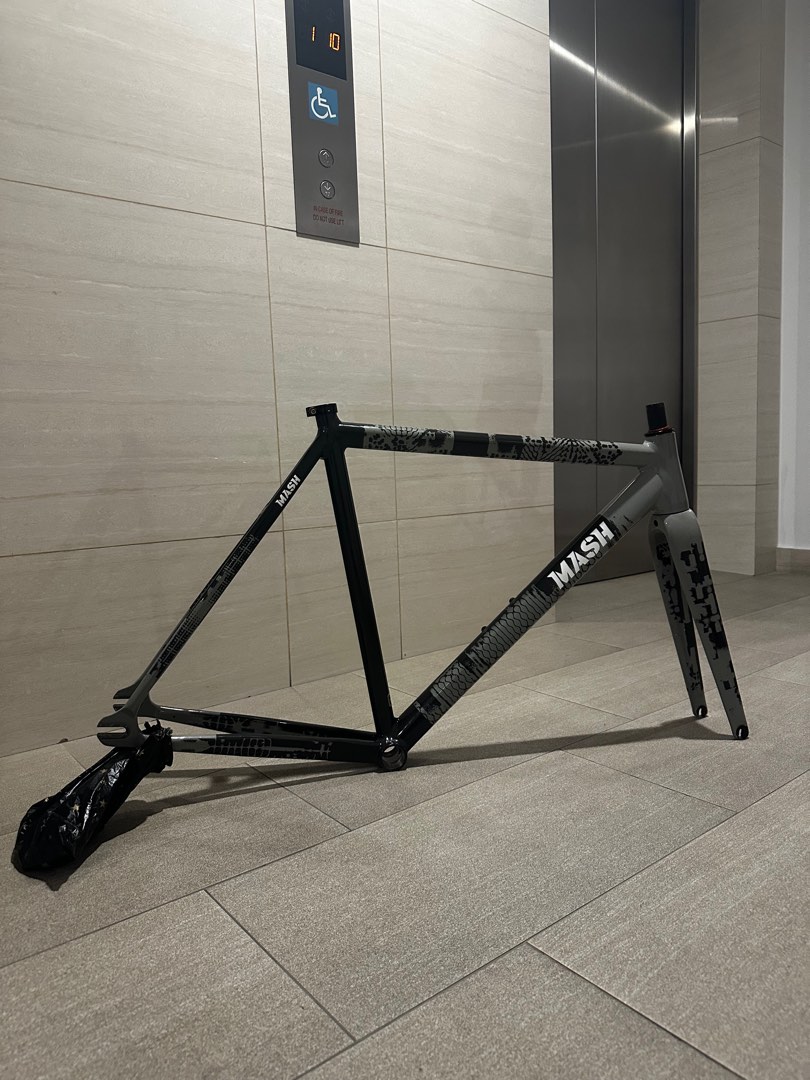 Mash AC2, Sports Equipment, Bicycles & Parts, Bicycles on Carousell