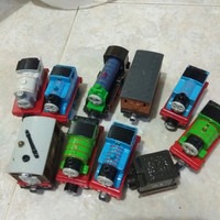 Mattel Thomas Gullane Figure Kereta Thomas & friends Magnet 10 pcs ...