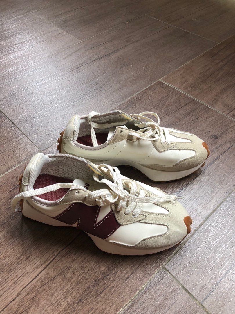 New Balance 327 Maroon, Olah Raga, Baju Olahraga di Carousell