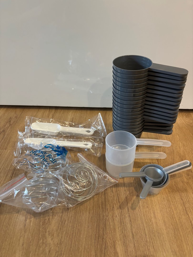 Scoops, shaker bottle spring ball, Furniture & Home Living, Home ...
