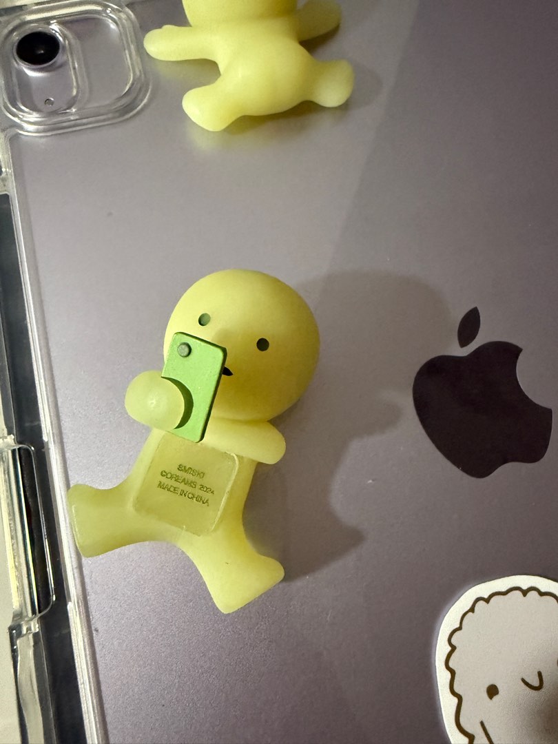 Smiski Hipper with cellphone, Hobbies & Toys, Toys & Games on Carousell