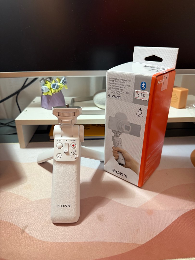 Sony Shooting Grip with Wireless Remote Commander, Photography ...