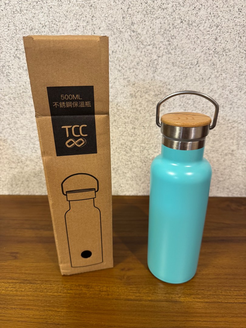 TCC 500ml 不鏽鋼保溫瓶, 家具及居家用品, 廚具和餐具, 水杯、水壺在旋轉拍賣