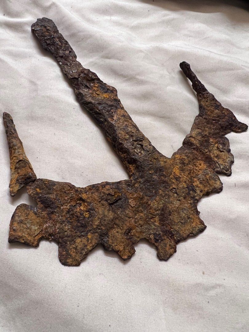 Trisula Temuan Ekskavasi Zaman Majapahit | Artefak Kuno 900 SM ...