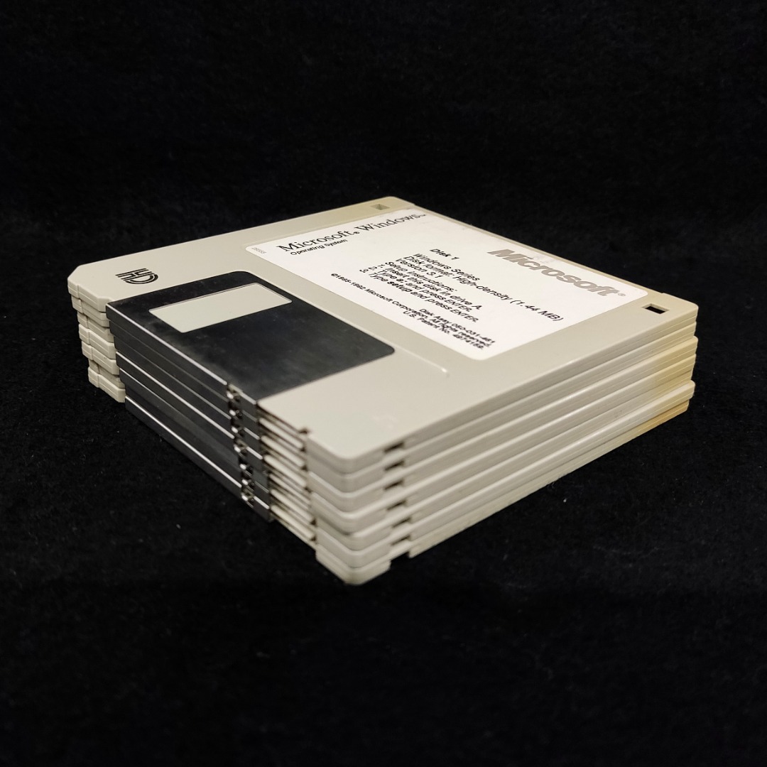 Vintage 1992 Microsoft Windows 3.1 OS Diskettes Set / Collection ...