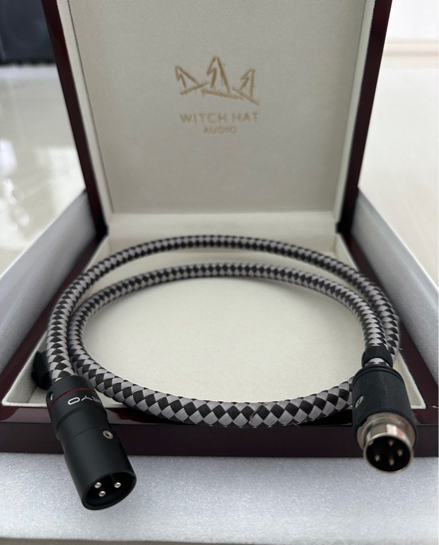 witch hat cable