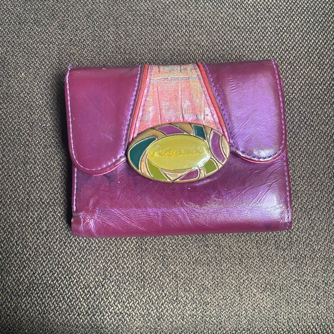Y2K Vintage Vincis Bench Trifold Wallet, Women's Fashion, Bags ...