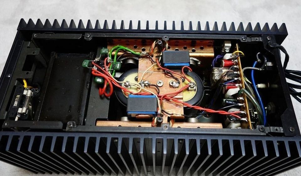 Yamaha Flagship Line B3 Last V-FET "Tube Sound" Design | Japan 200VA ...
