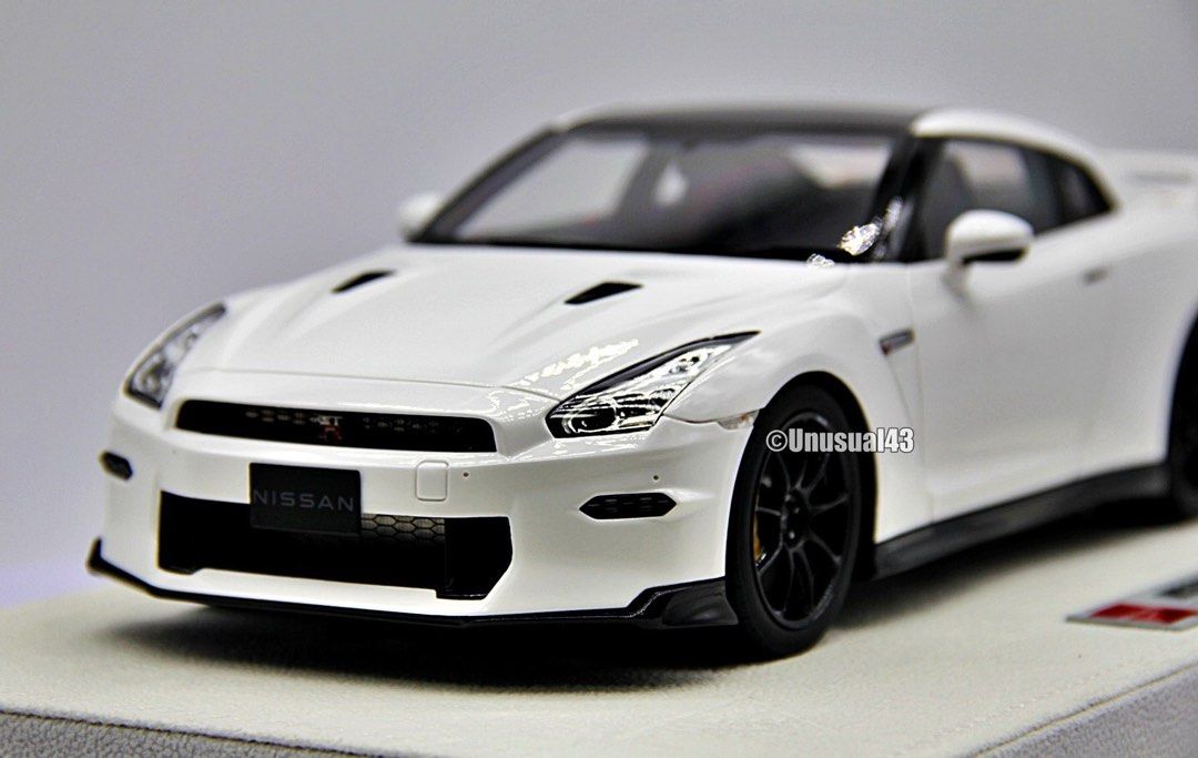 1/18 Make up Model Nissan R35 GTR T-Spec 2024 Brilliant White Pearl Track Edition Engineered by ...