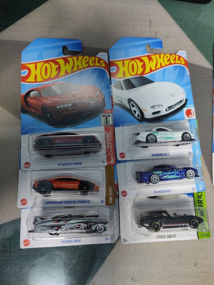 Hotwheels '16 Bugatti Chiron Lamborghini Huracan Sterrato '95 Mazda RX ...