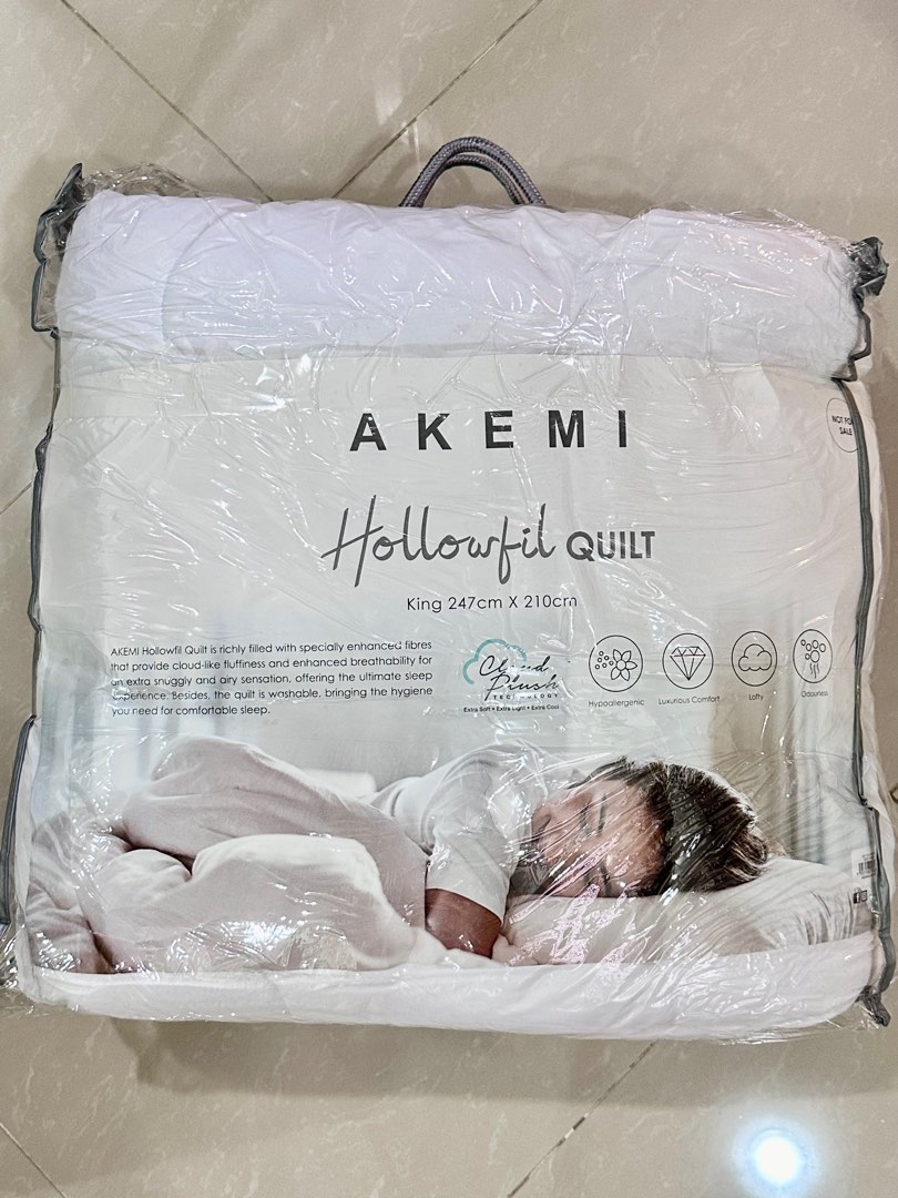 Akemi Hollowfil Quilt, Furniture & Home Living, Bedding & Towels on ...