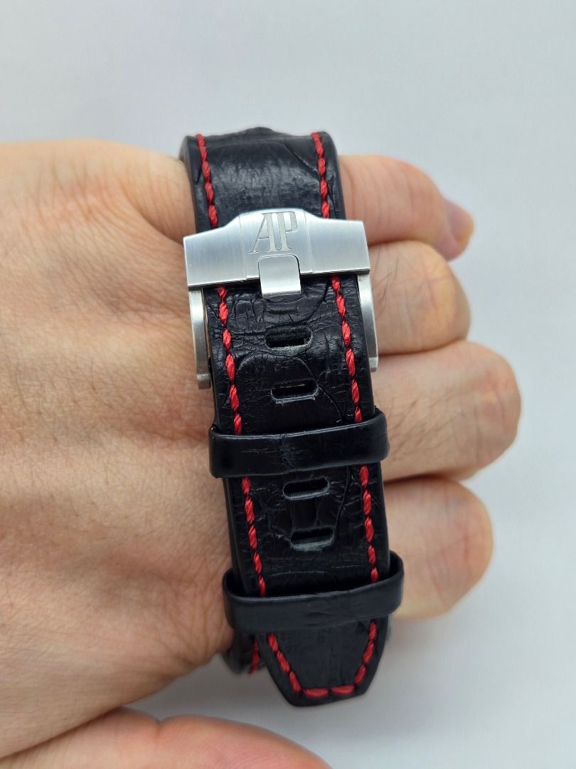 Audemars Piguet Royal Oak Offshore Chronograph Vampire 42mm 26470ST ...