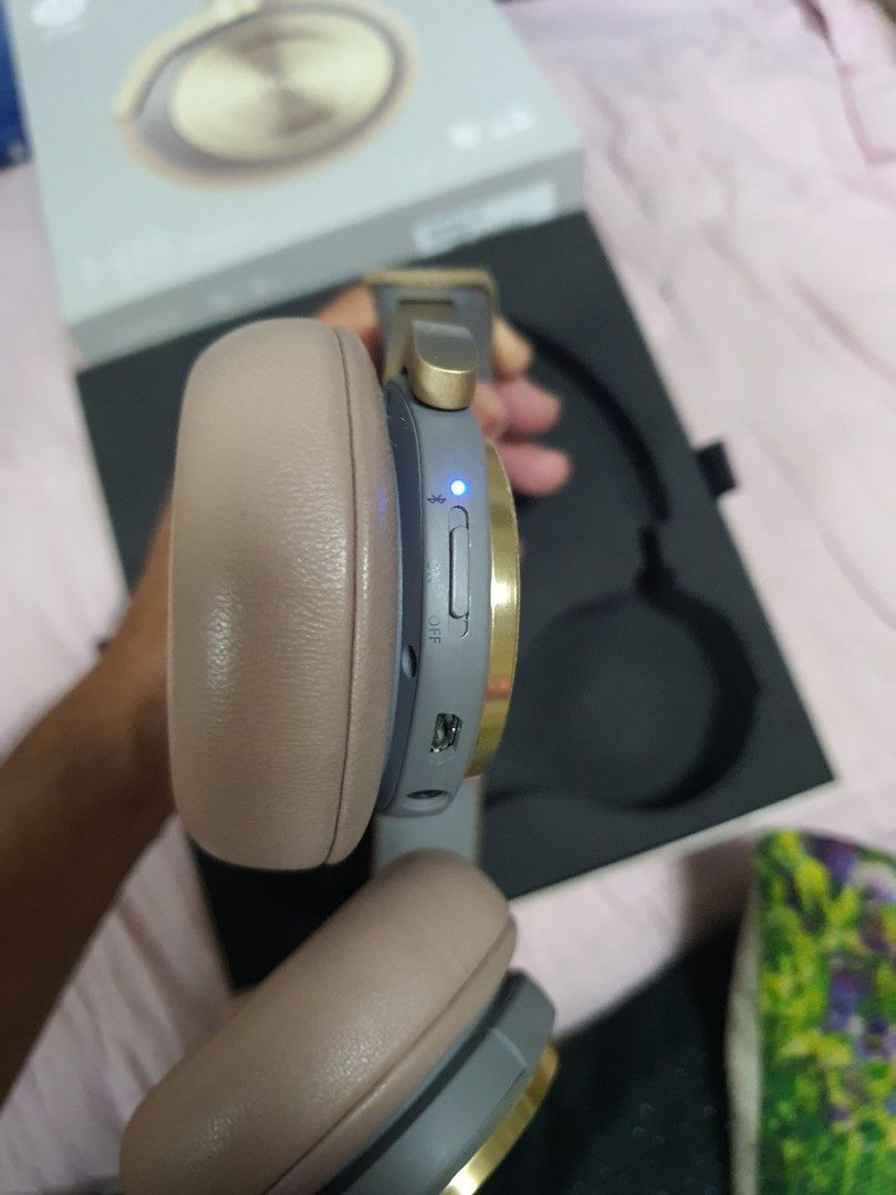 BANG & OLUFSEN (B&O PLAY H8), Audio, Headphones & Headsets on Carousell