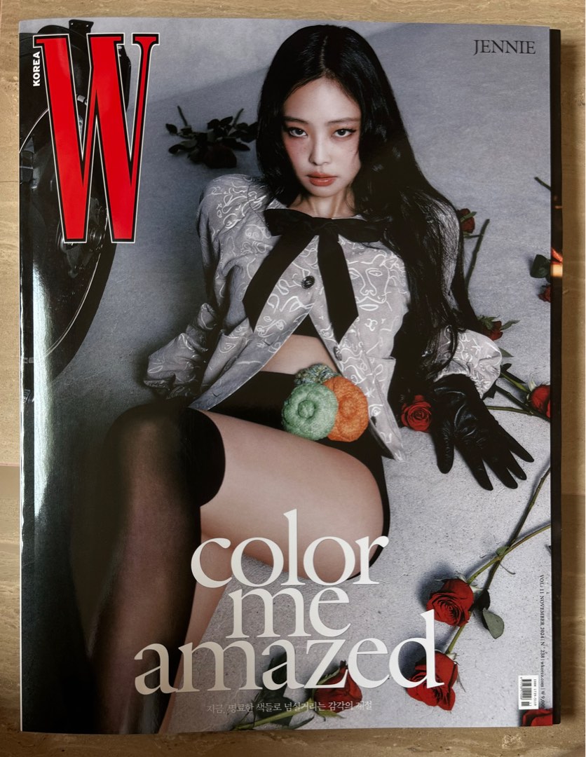 Blackpink Jennie - W Korea Vol. 11 Magazine (Nov 2024), Hobbies & Toys, Books & Magazines ...