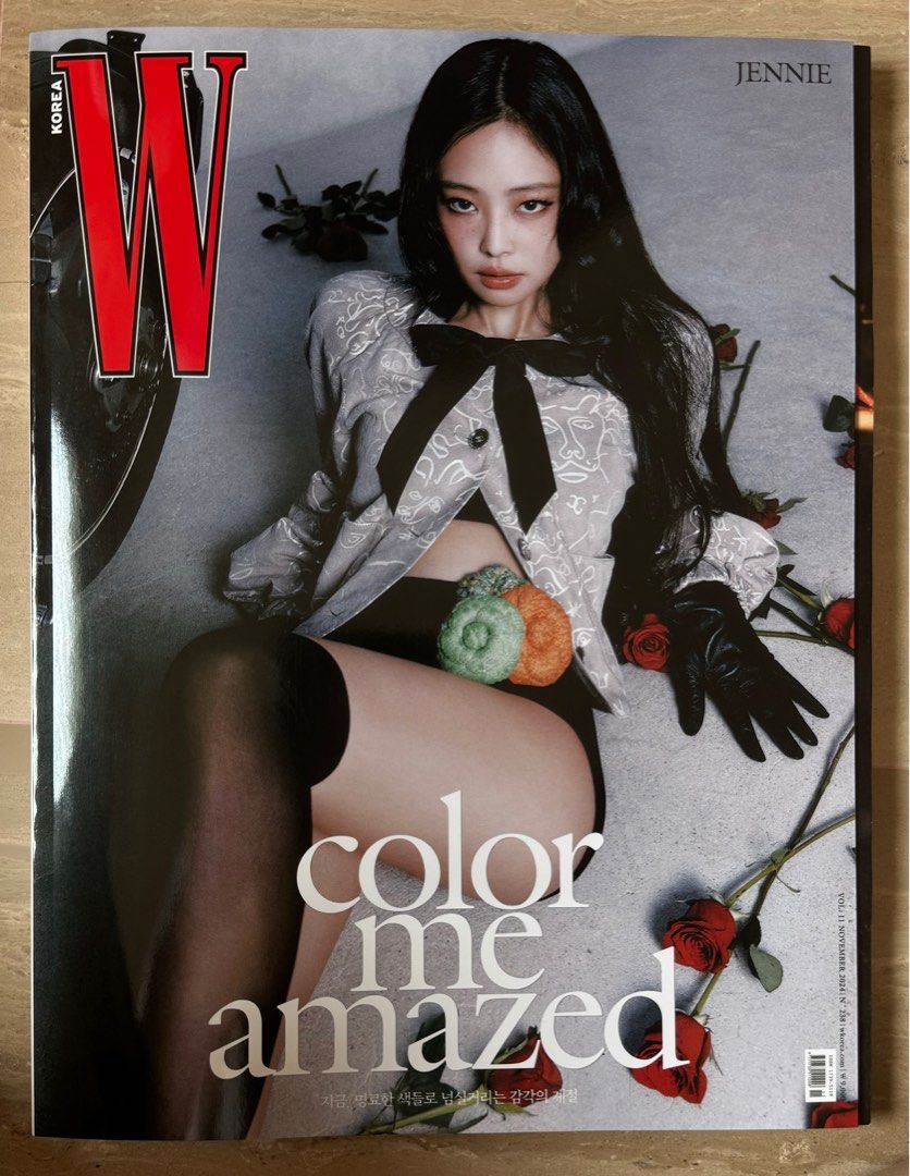 Blackpink Jennie - W Korea Vol. 11 Magazine (Nov 2024), Hobbies & Toys, Books & Magazines ...