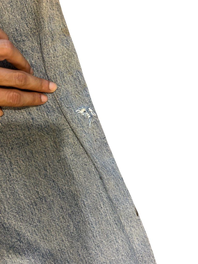 Distressed Levis 501/ stain , Scrath, paint defect /Button Fly/ Size 39 ...