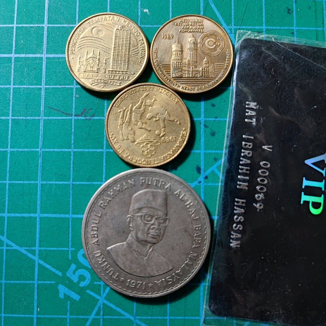 Duit Lama Syiling Rm5 Peringatan 4 Variasi, Hobbies & Toys ...