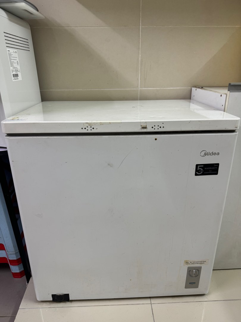 Freezer 250L, TV & Home Appliances, Kitchen Appliances, Refrigerators ...
