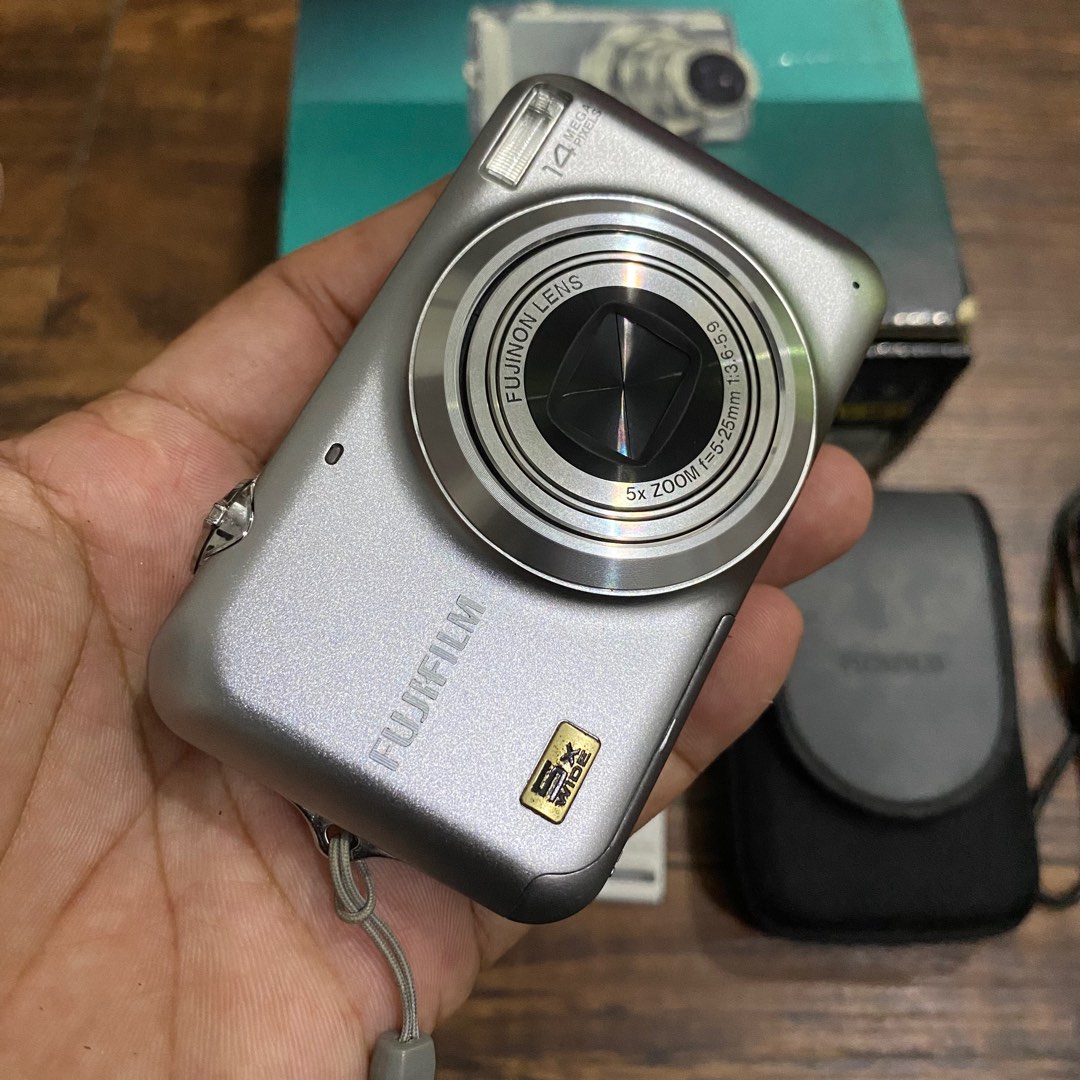 Fujifilm Finepix JX250 Digital Camera CCD, Photography, Cameras on ...