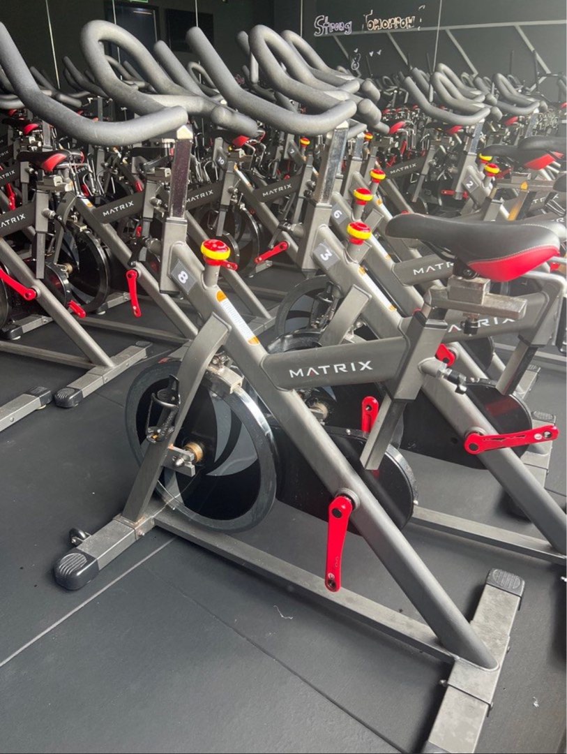 Indoor Cycling Bike Matrix ES Cycle Bicycle, Sports Equipment, Bicycles ...