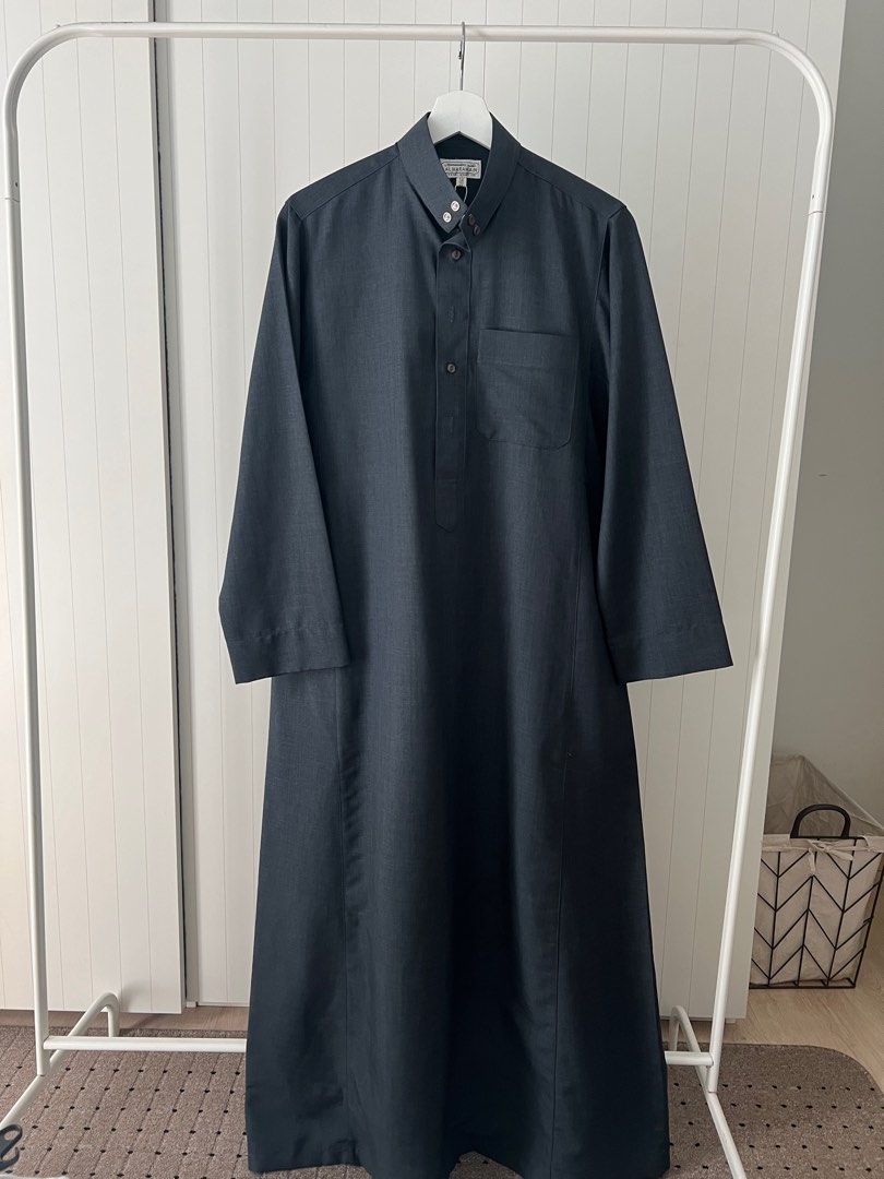 JUBAH MEKAH-AL HARAMA IN, Men's Fashion, Muslim Wear, Jubahs on Carousell