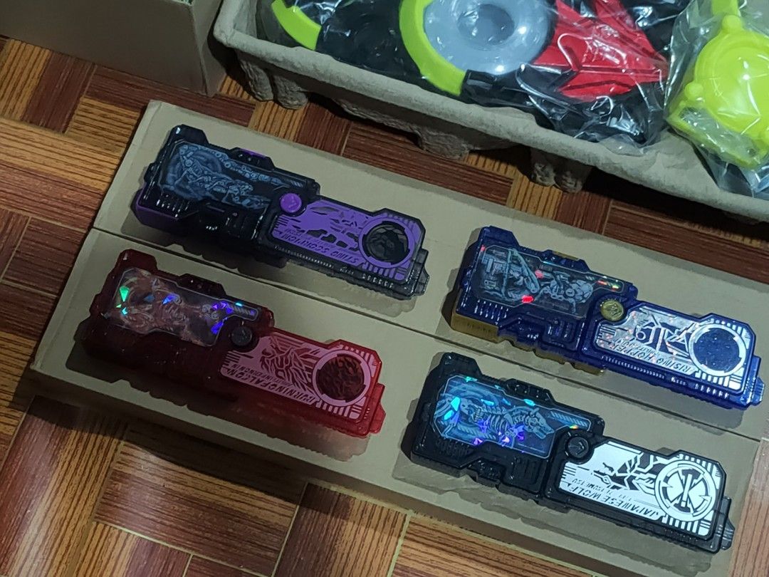 Kamen Rider Zero One Driver and Zero Two Unit, Hobbies & Toys, Toys ...