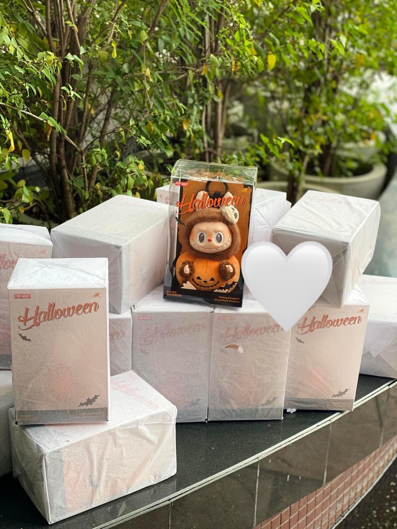 Labubu Halloween (in bulk), Hobbies & Toys, Toys & Games on Carousell