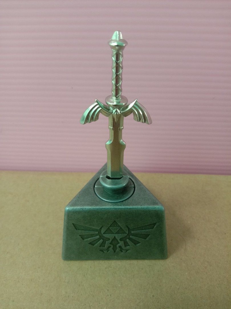 Legend of Zelda Master Sword Puzzle, Hobbies & Toys, Collectibles ...