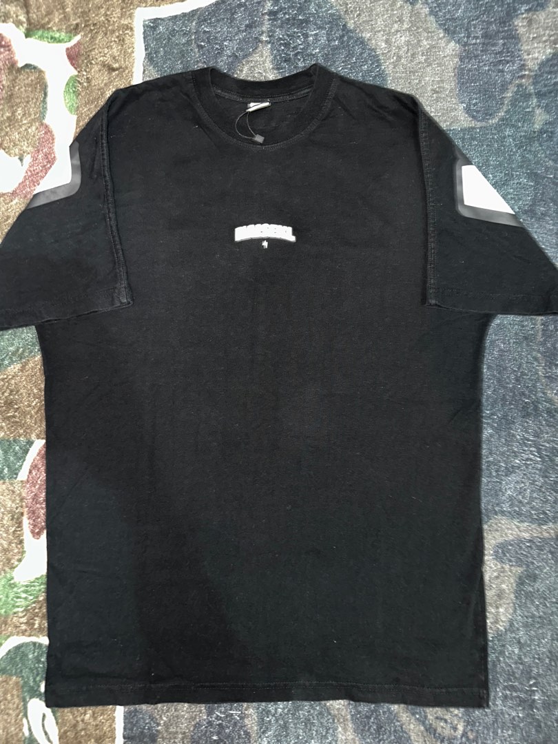NAISE KL big logo (Back), Men's Fashion, Tops & Sets, Tshirts & Polo ...