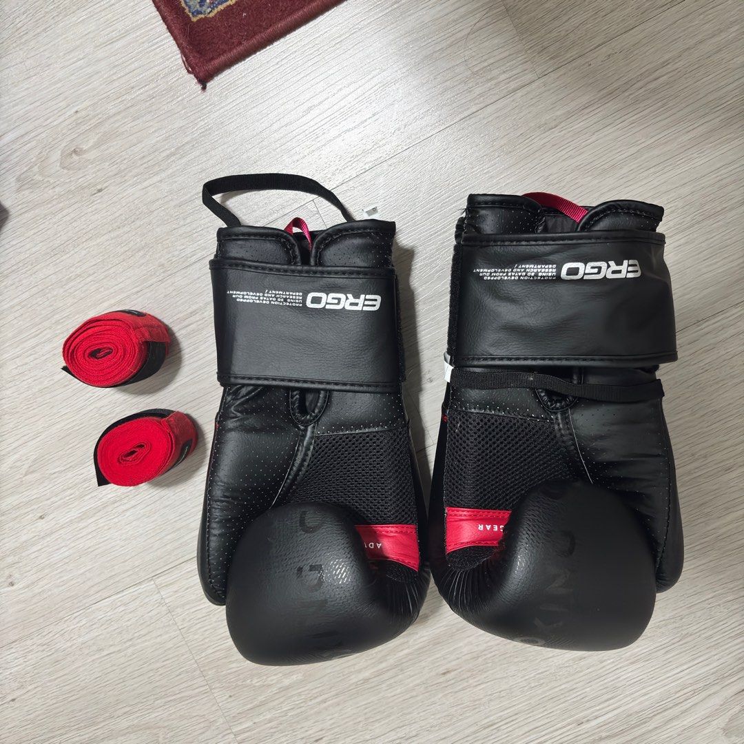 NEW Decathlon Ergonomic Boxing Gloves 120 - 10oz Black, Sports ...