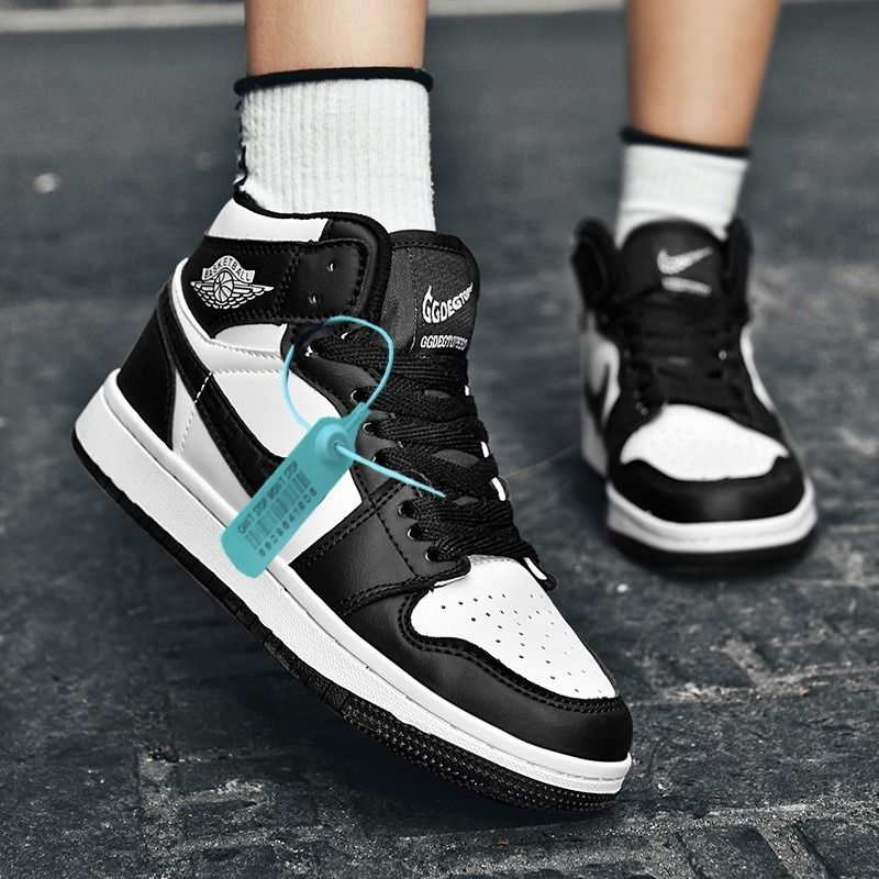 【正品特賣】Nike Air Force 1 AF1 AJ Size：36 - 47 AJ男鞋高幫情侶板鞋空軍一號DUNK黑白猫熊影子板休閒女運動鞋, 女裝, 鞋, 波鞋 - Carousell