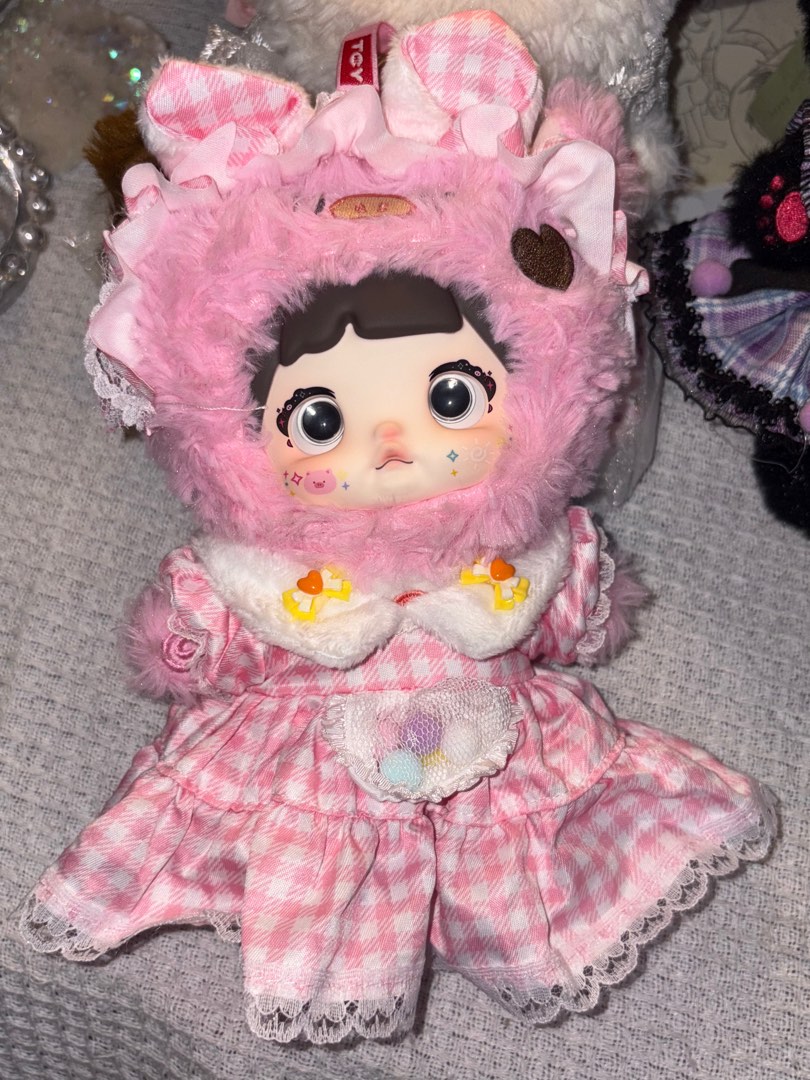 nommi v1 juju pig with clothes, Hobbies & Toys, Toys & Games on Carousell