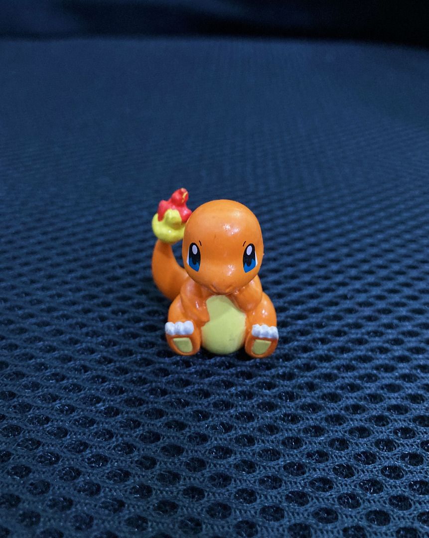 POKEMON CHARMANDER SQUISHY RUBBER CHARIZARD (NO WINGS) CHARIZARD (NO ...