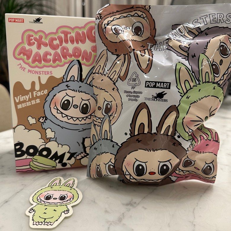 POP MART Labubu Exciting Macaron - Green Grape, Hobbies & Toys ...
