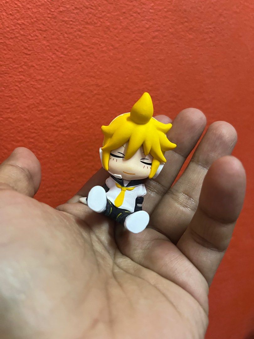Shoulder Zun Fig. Kagamine Len Figure, Hobbies & Toys, Toys & Games on ...