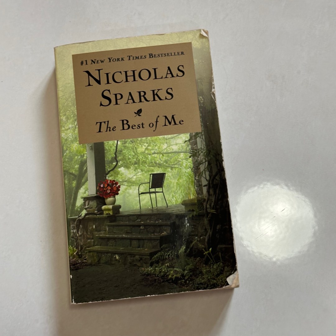 The best of me nicholas sparks buku, Buku & Alat Tulis, Buku di Carousell