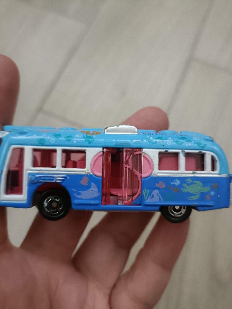 Tomica Tokyo Disney Resort Finding Nemo Summer Themed Bus, Hobbies ...