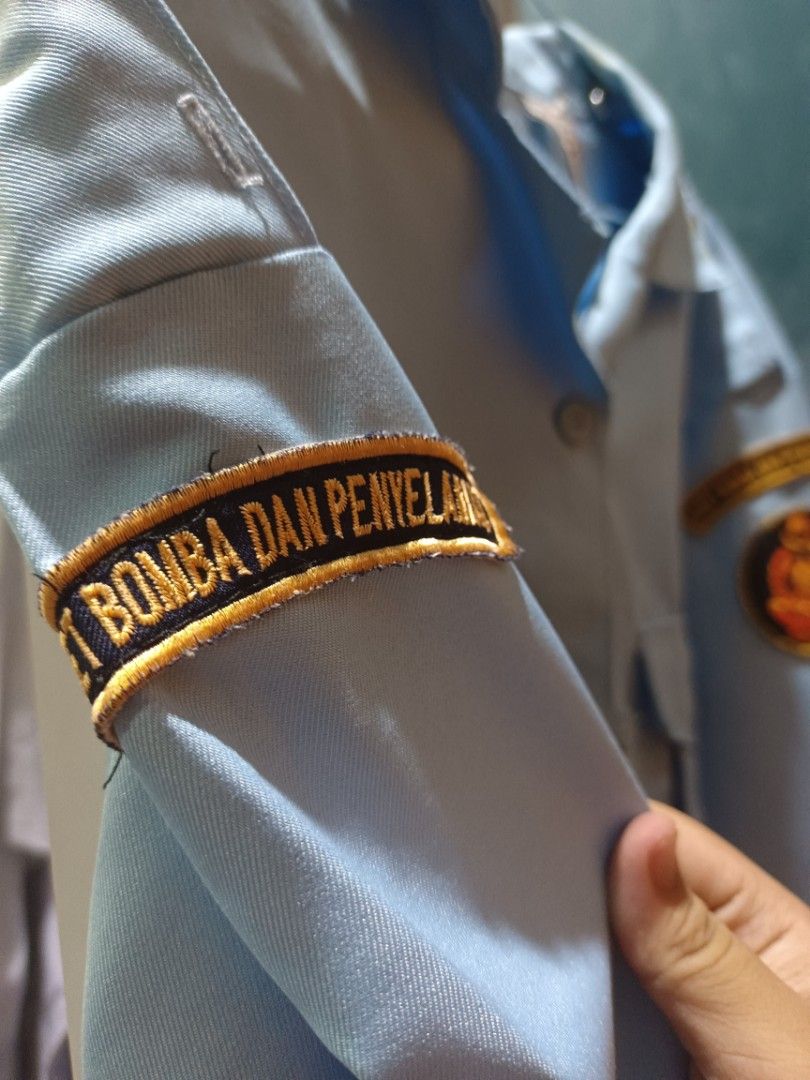 Uniform kadet bomba perempuan, Women's Fashion, Tops, Longsleeves on ...